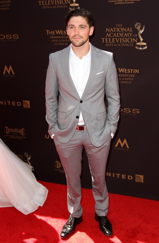 Robert Adamson Picture 9 - 43rd Annual Daytime Emmy Awards - Arrivals