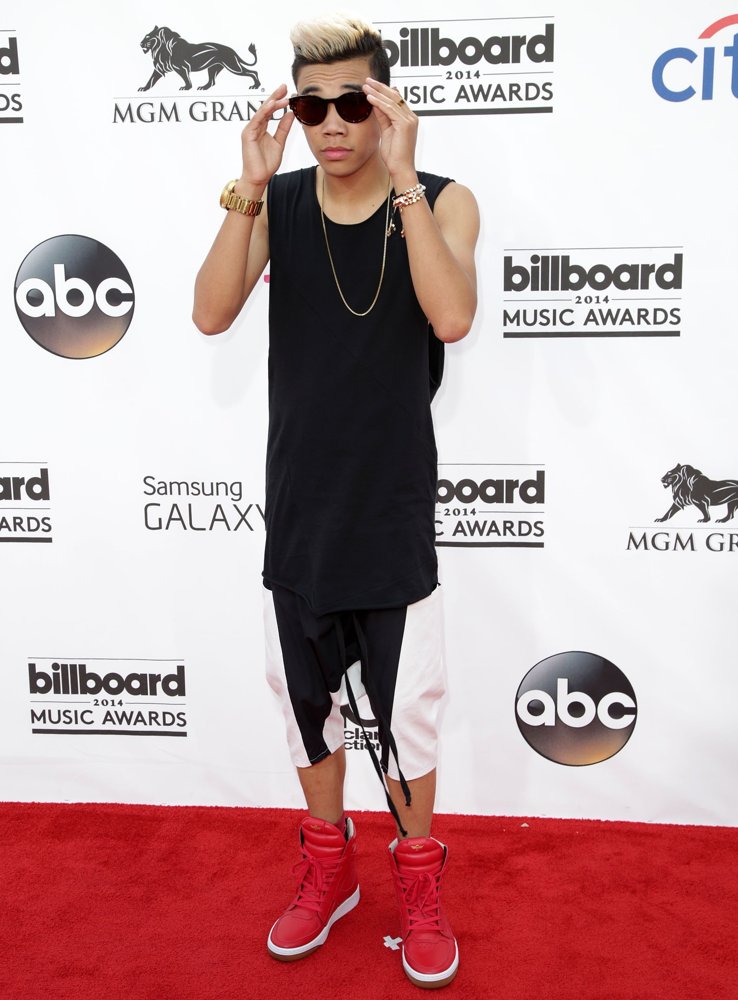 roshon-fegan Picture 1 - 2014 Billboard Music Awards - Red Carpet