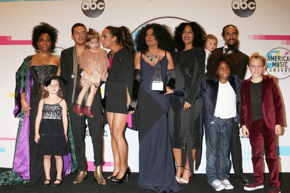 2017 American Music Awards Picture 1 - 2017 American Music Awards ...