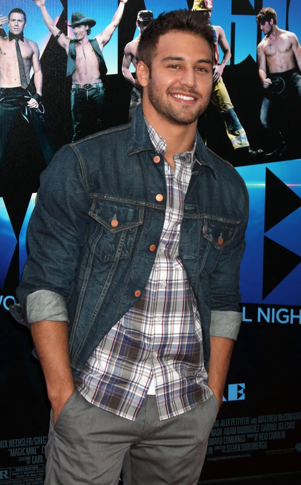 Ryan Guzman Picture 1 - The Los Angeles Premiere of Gone - Arrivals