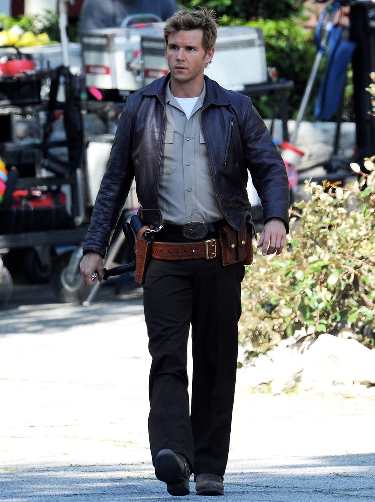 Ryan Kwanten Picture 38 - Actors on The Set of True Blood