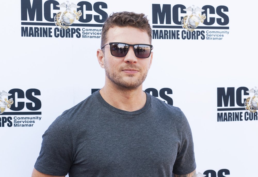 Ryan Phillippe Pictures, Latest News, Videos.