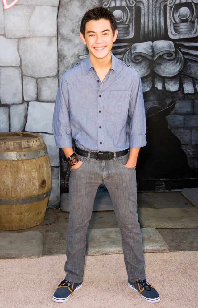 Ryan Potter Picture 1 - The Los Angeles Premiere of Puss in Boots