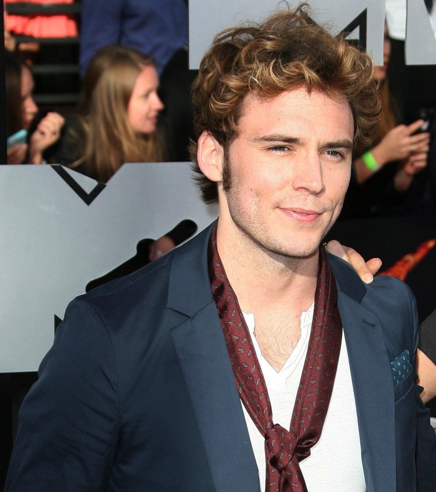 Sam Claflin Picture 78 - Sam Claflin Appears on Extra