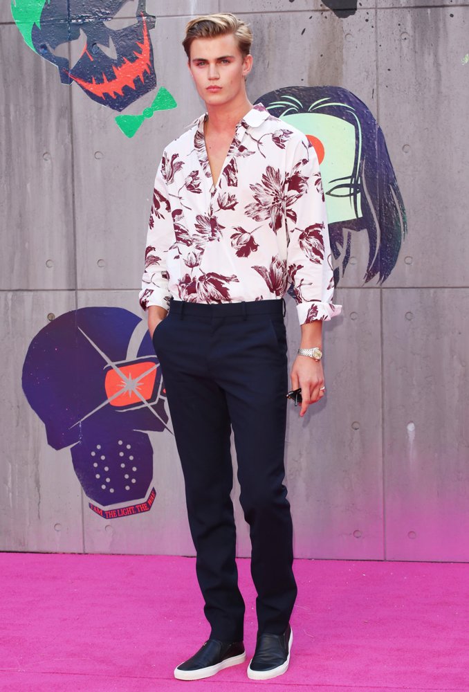 samuel-harwood Picture 1 - The European Premiere of Suicide Squad ...