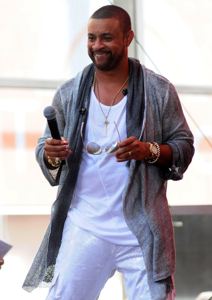 Shaggy Picture 1 - Shaggy Performing Live on The Today Show Summer ...