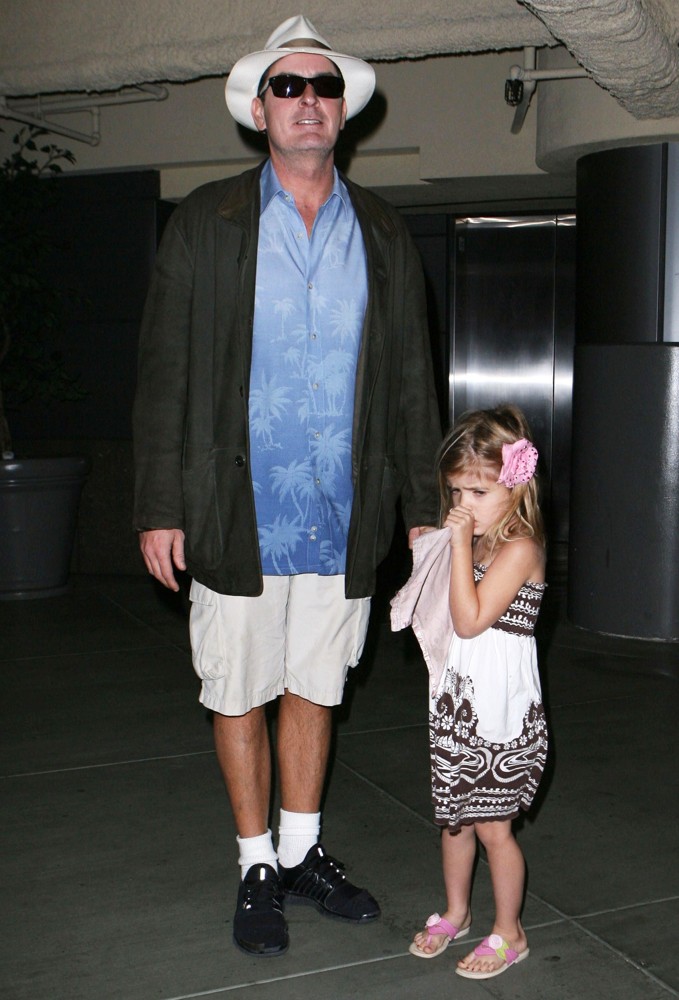 charlie-sheen Picture 1 - Charlie Sheen Taking His Daughter Sam to The ...