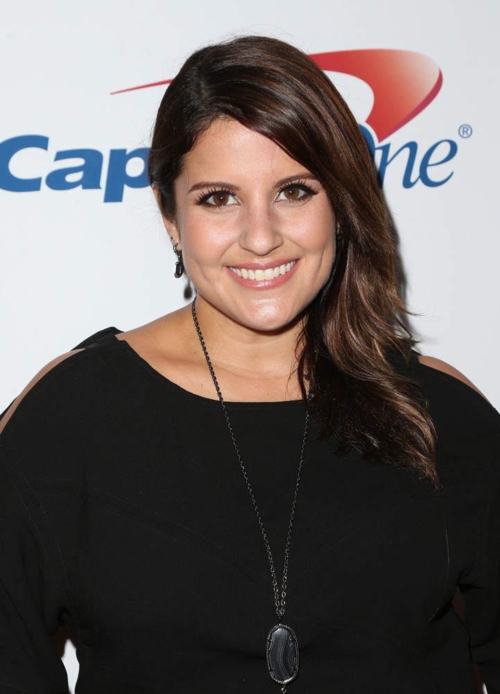 Sisanie Picture 5 - KIIS FM's iHeartRadio Jingle Ball 2015 - Arrivals