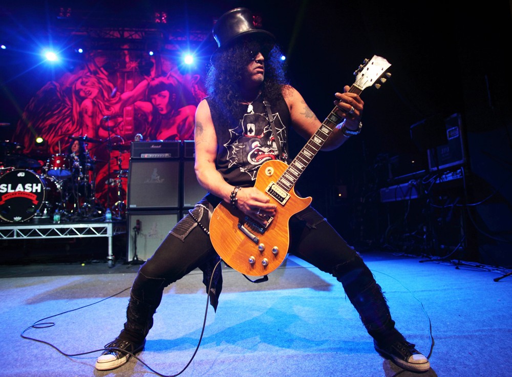 Slash Picture 1 - Slash Performing at Hisense Arena