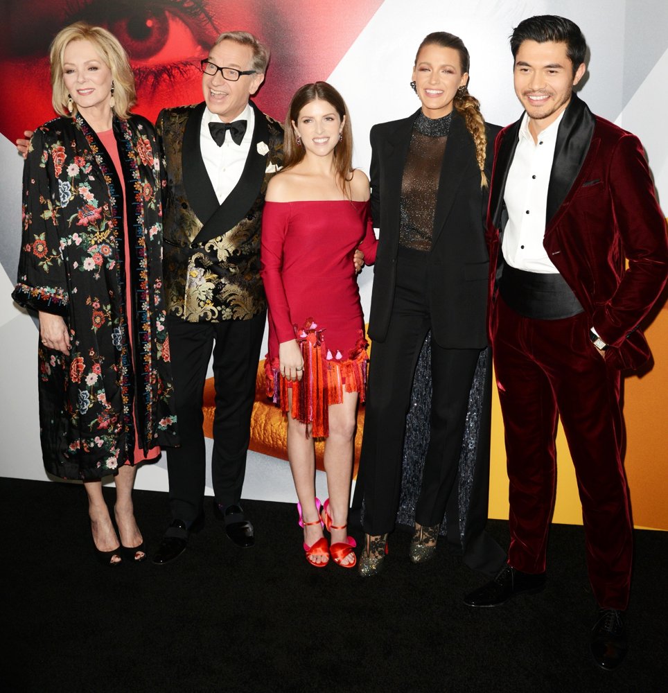 Anna Kendrick Picture 1 - A Simple Favor Film Premiere - Red Carpet ...