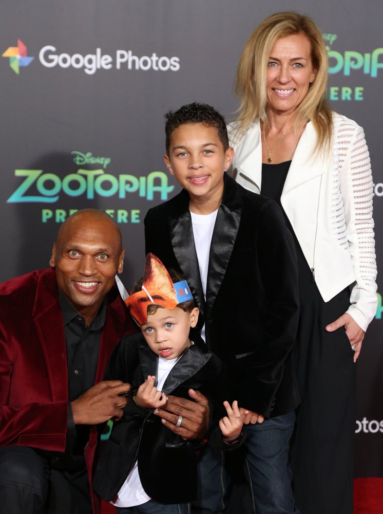 mark-smith Picture 1 - Los Angeles Premiere of Walt Disney Animation ...