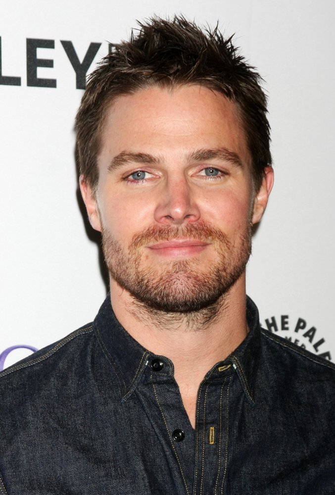 Stephen Amell