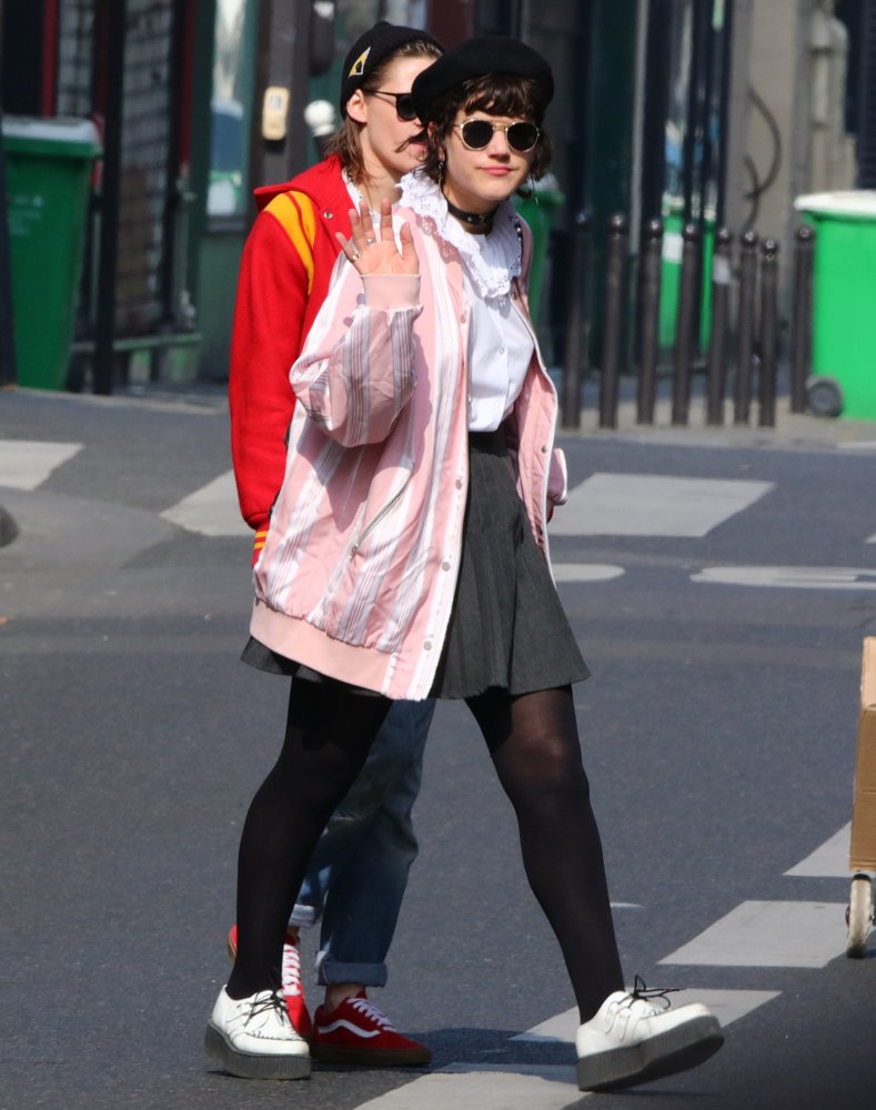 Soko Picture 1 - Kristen Stewart Leaves An Apartment Building with Soko