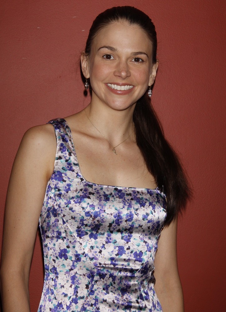 Sutton Foster Picture 15 - The 61st Annual Outer Critics Circle Theatre ...