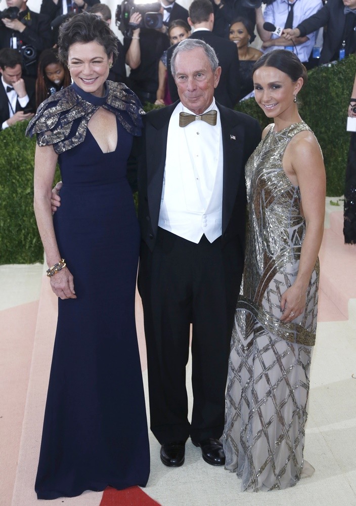 Gala Picture 1 - Manus x Machina: Fashion in An Age of Technology ...