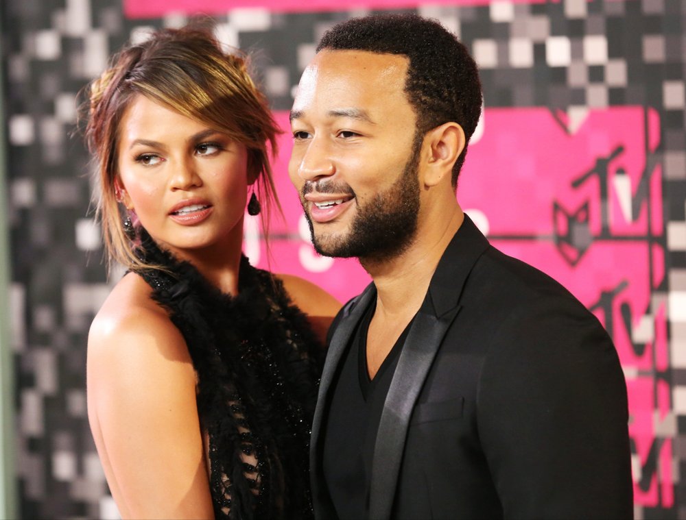 chrissy-teigen Picture 1 - 2015 MTV Video Music Awards - Arrivals