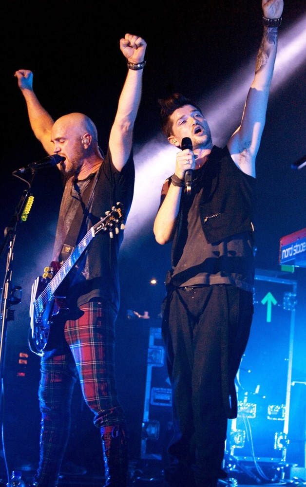 Danny O'Donoghue Picture 25 - The Script Perform Live