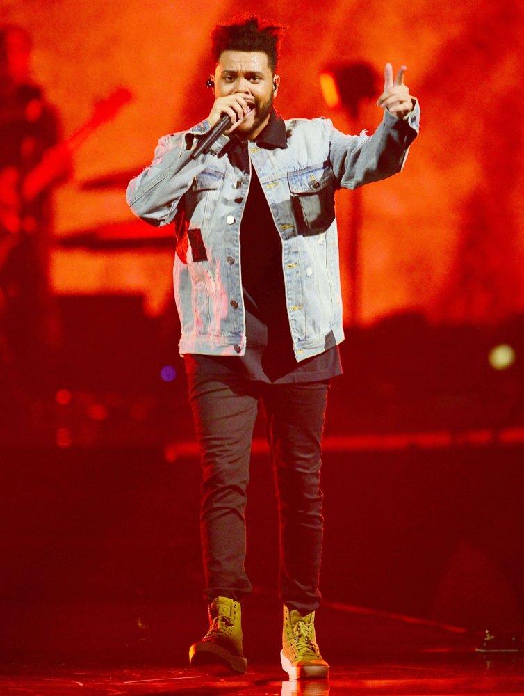 The Weeknd Pictures with High Quality Photos