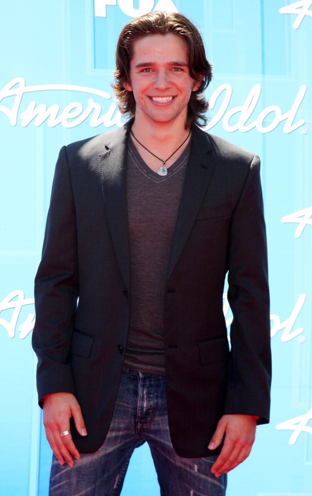 American Idol Season 11 Grand Finale Show - Arrivals - Picture 1