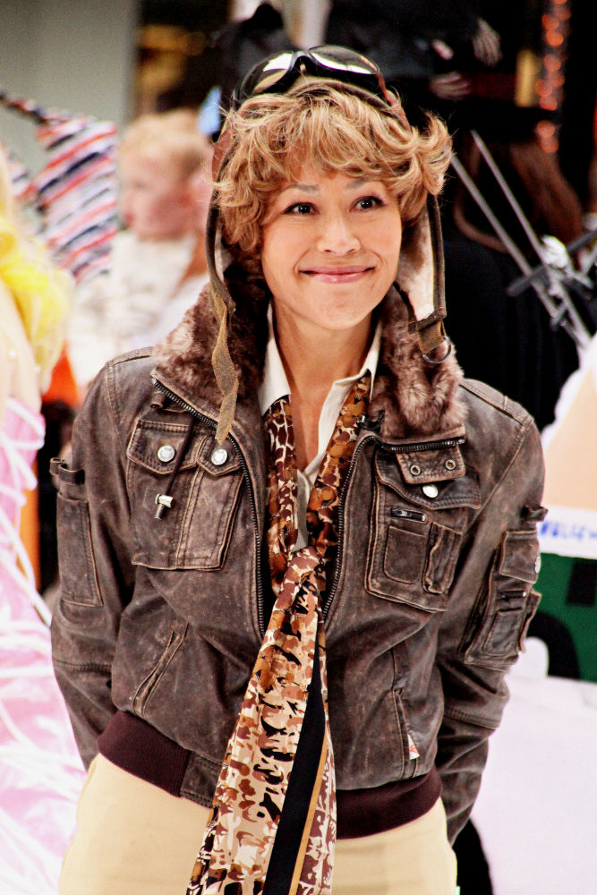 Ann Curry Picture 9 - Ann Curry at Rockefeller Center for The Today ...