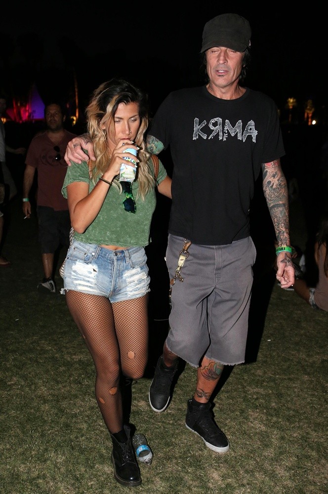 tommy-lee Picture 1 - The 2013 Coachella Valley Music and Arts Festival ...