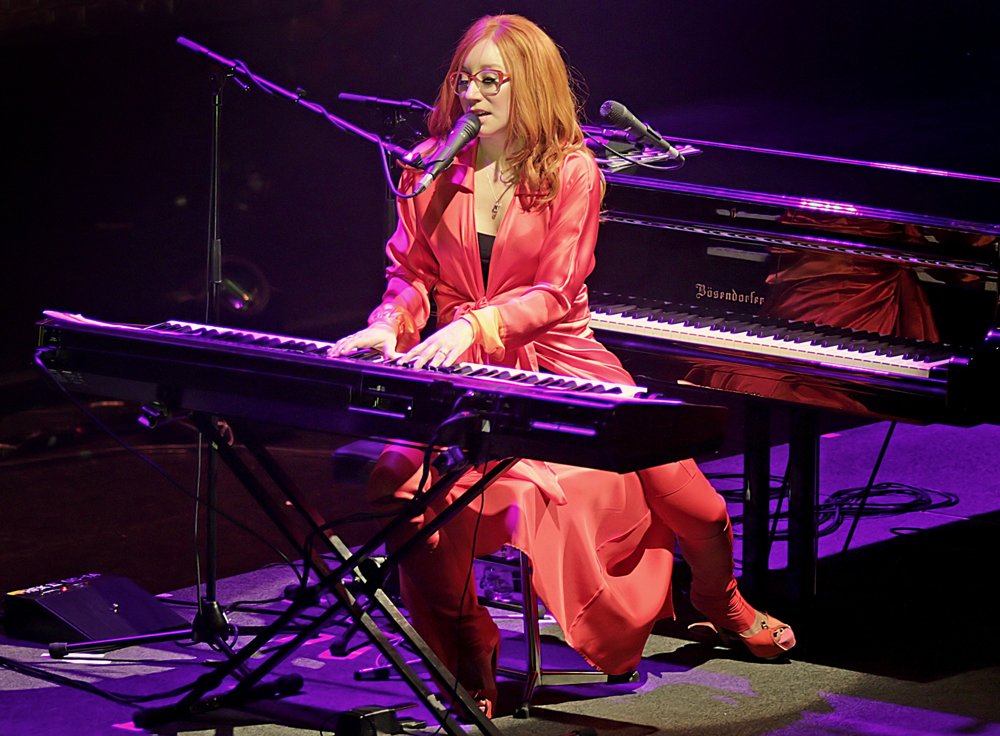 Tori Amos Pictures, Latest News, Videos.