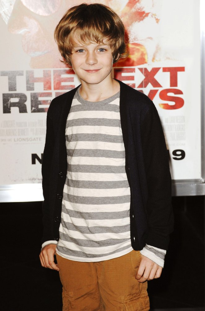 Ty Simpkins Picture 4 - "Revolutionary Road" World Premiere - Arrivals