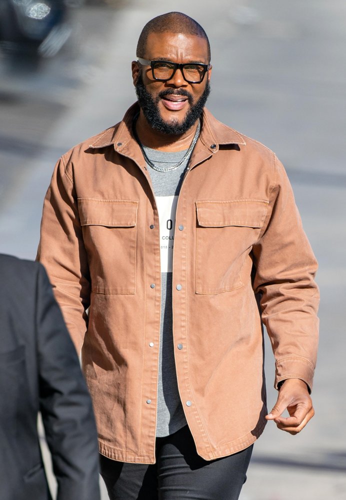 tyler-perry Picture 1 - Tyler Perry Out and About