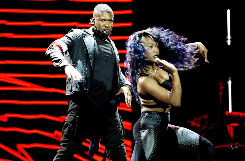 Usher Picture 1 - Usher Performing Live in Concert