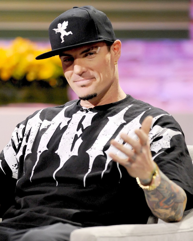vanilla-ice Picture 1 - Vanilla Ice Appearing on CTV's The Marilyn ...