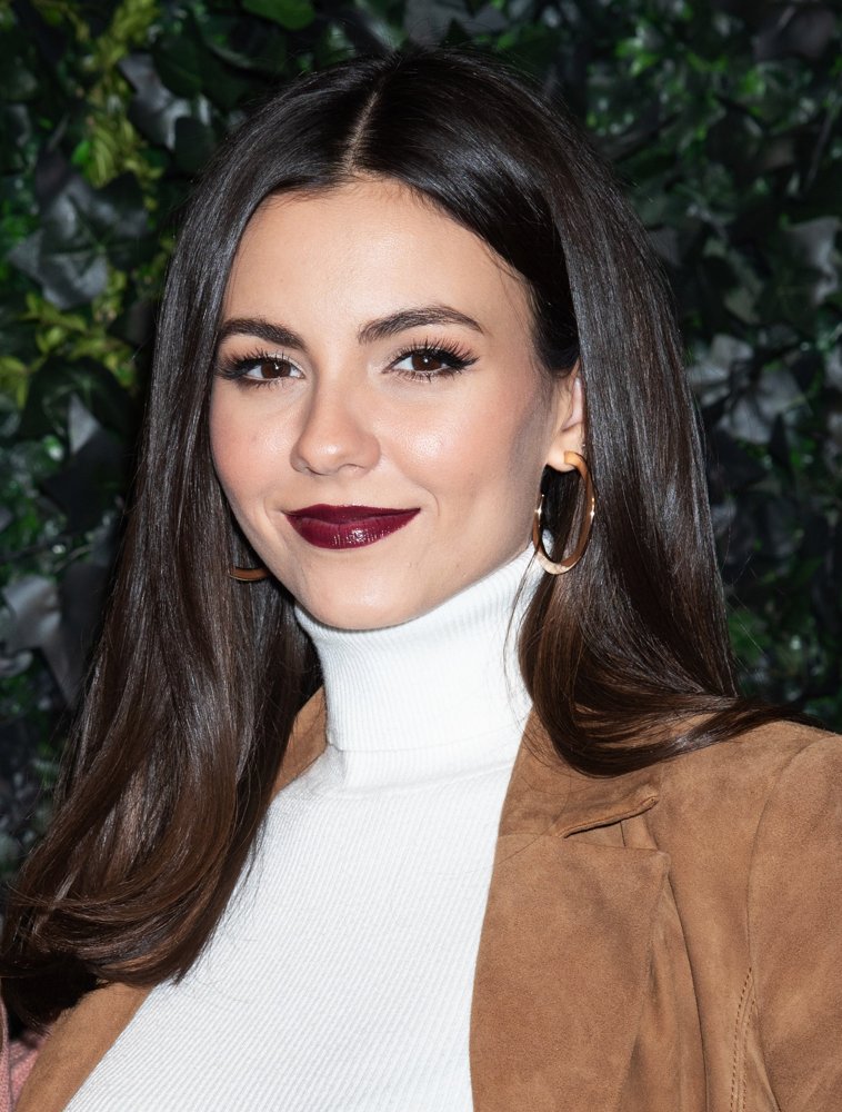 Justice Picture 1 - Alice + Olivia by Stacey Bendet Fall 2020 Presentation