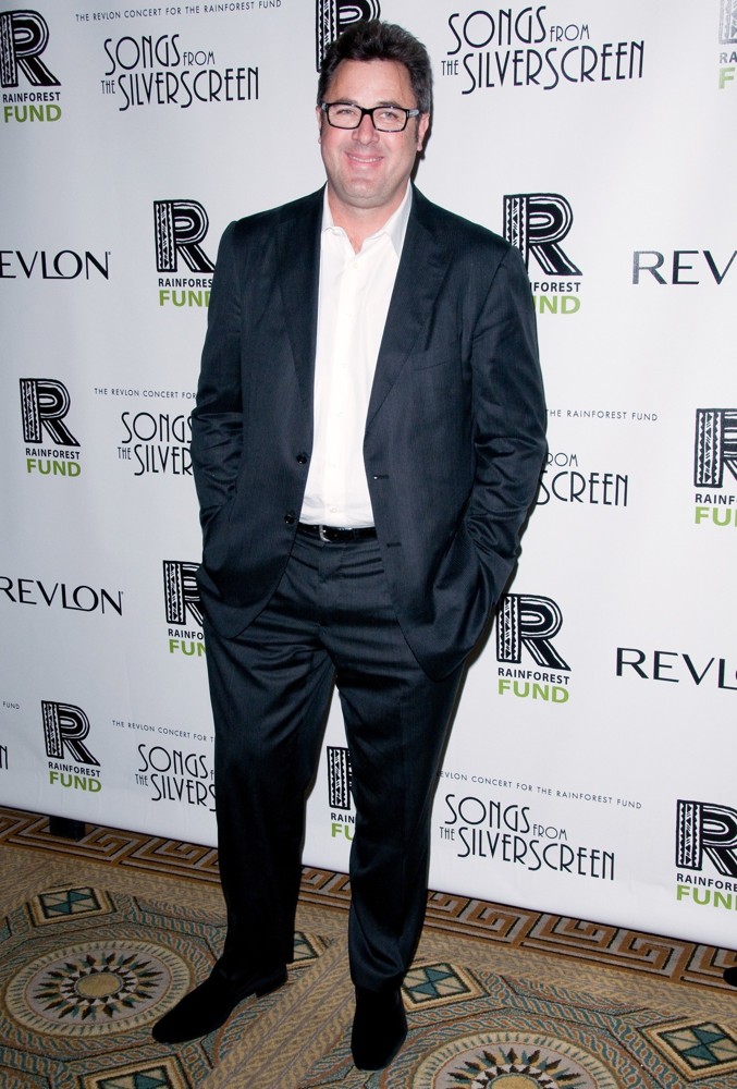 Vince Gill Picture 14 - 54th Annual GRAMMY Awards - Arrivals