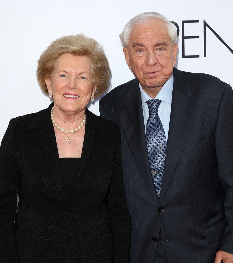 Open Roads World Premiere of Mother's Day - Picture 1