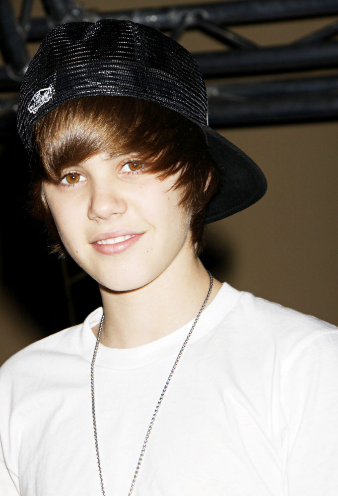 Justin Bieber Picture 1 - Canadian singer Justin Bieber Private ...