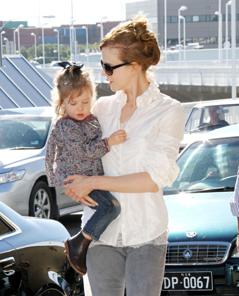 Nicole Kidman Picture 1 - Nicole Kidman and Sunday Rose Seen Leaving ...