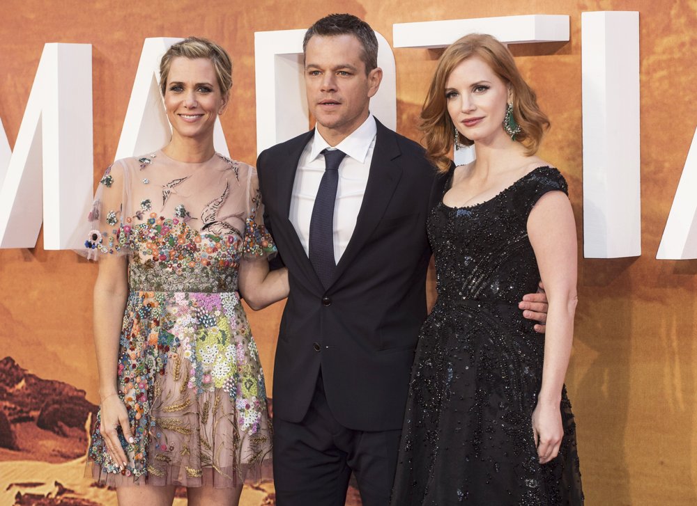 kristen-wiig Picture 1 - The European Premiere of The Martian - Arrivals