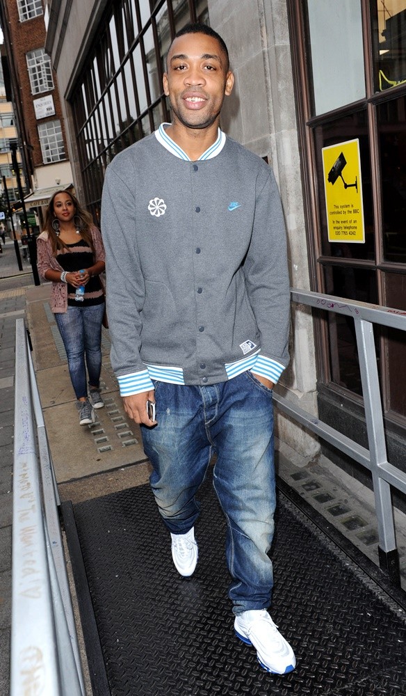 Wiley Picture 3 - 2014 ESSENCE Black Women in Hollywood Luncheon