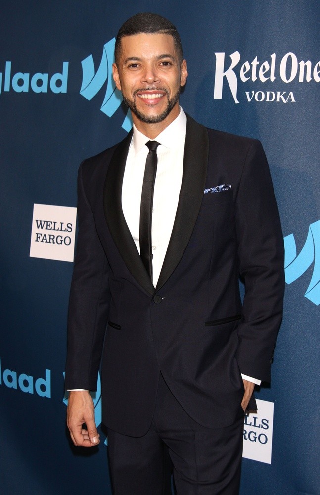 Wilson Cruz Picture 1 - "He's Just Not That Into You" World Premiere ...