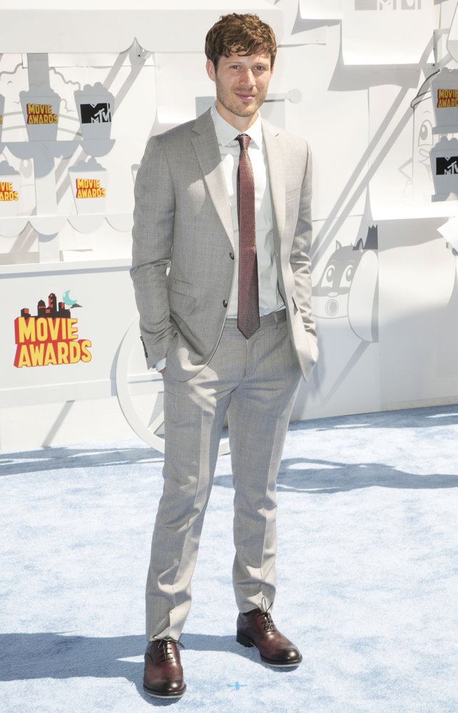 Zach Gilford Picture 24 - The 2015 MTV Movie Awards - Red Carpet Arrivals Zach Gilford Picture 24 - The 2015 MTV Movie Awards - Red Carpet Arrivals